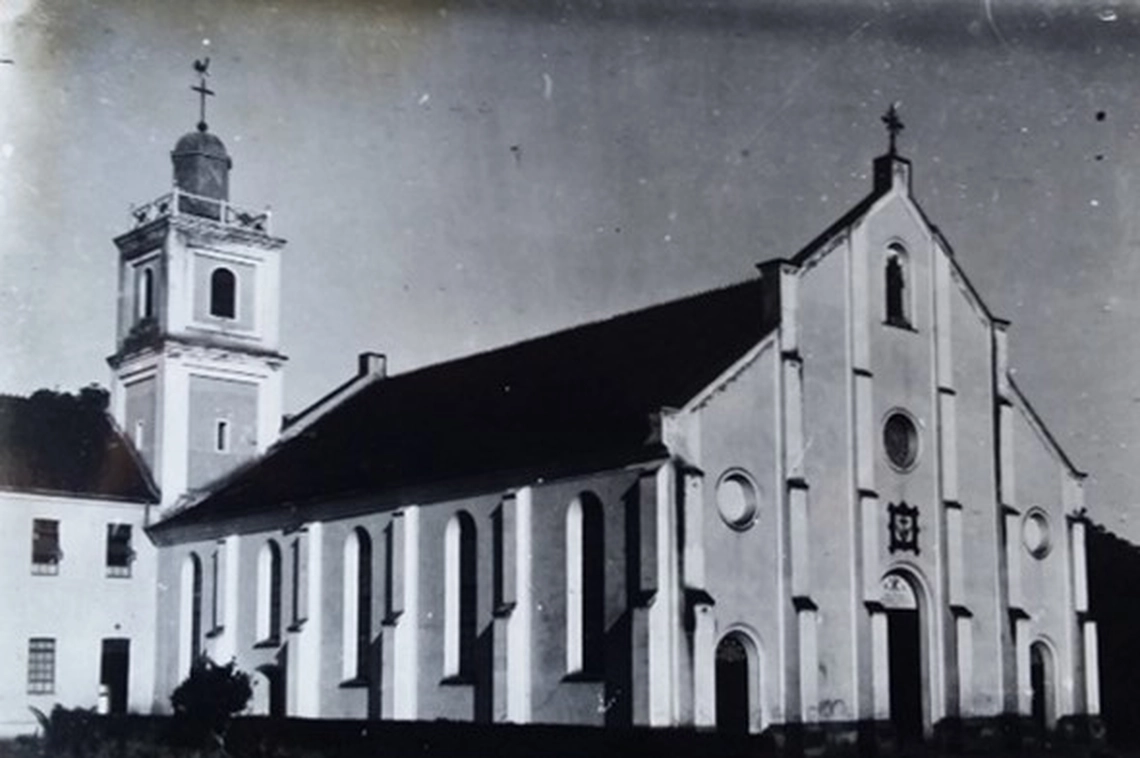 Igreja Católica - Arquivo Histórico De Rodeio - Aléssio Berri